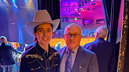 Thirteen-year-old Grand Champion Fiddler of Elkton performs at the ...