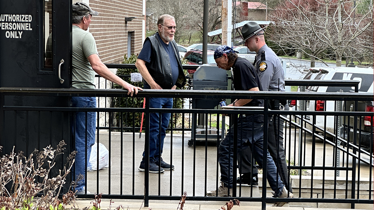 Lovely man arrested for alleged violent attack - The Mountain Citizen