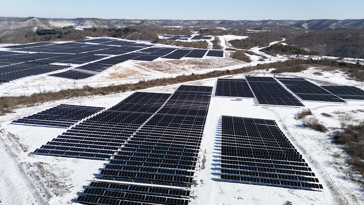 Martin County Solar flips the switch on 111-megawatt plant - The ...