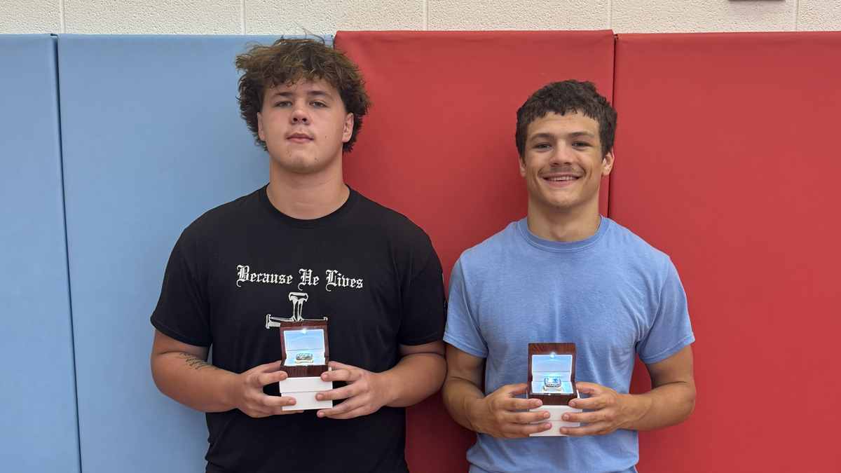 State wrestling champions recognized - The Mountain Citizen