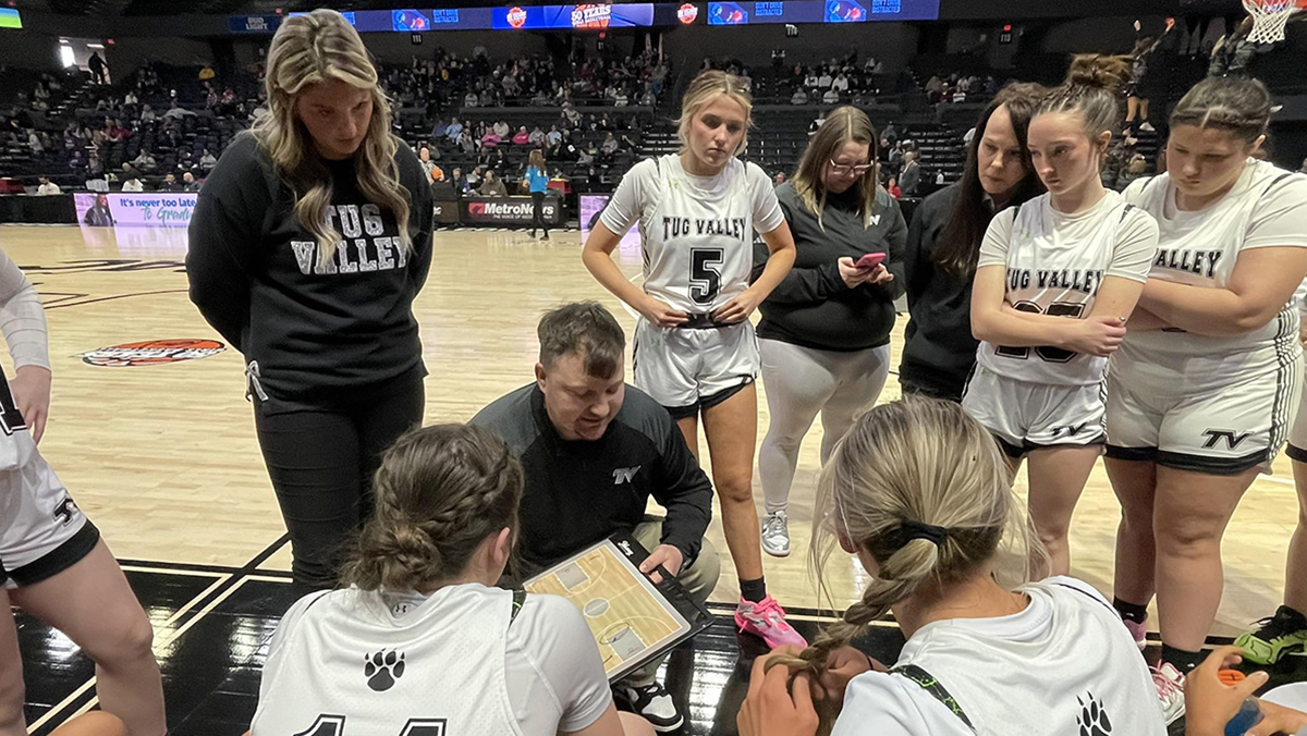 Tug Valley Lady Panthers fall short in semifinals - The Mountain Citizen